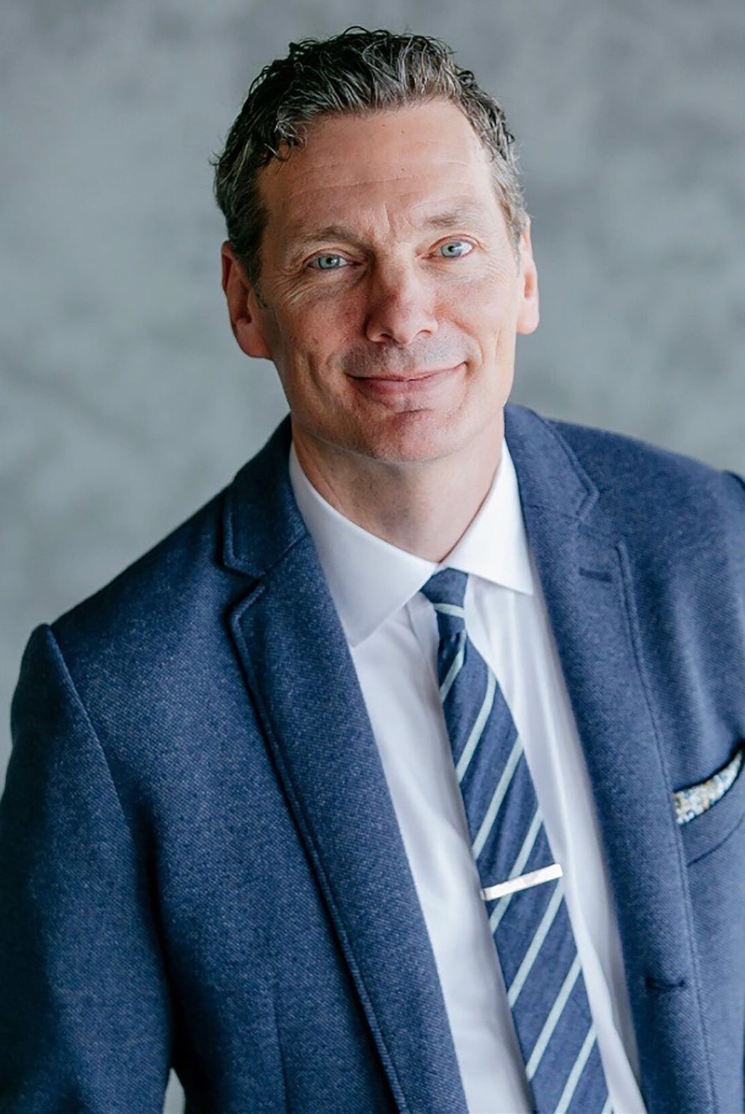 120: A powerful growth strategy that costs you $0 with Jeff Henderson ...